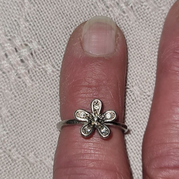 Pandora | Jewelry | Pandora Silver Flower Ring Size 6 | Poshmark